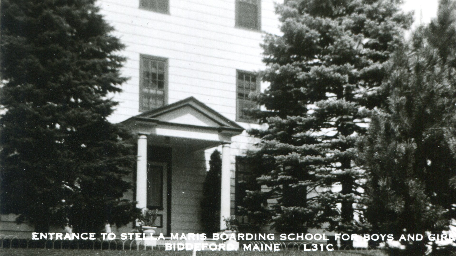 Tracing History - University of New England